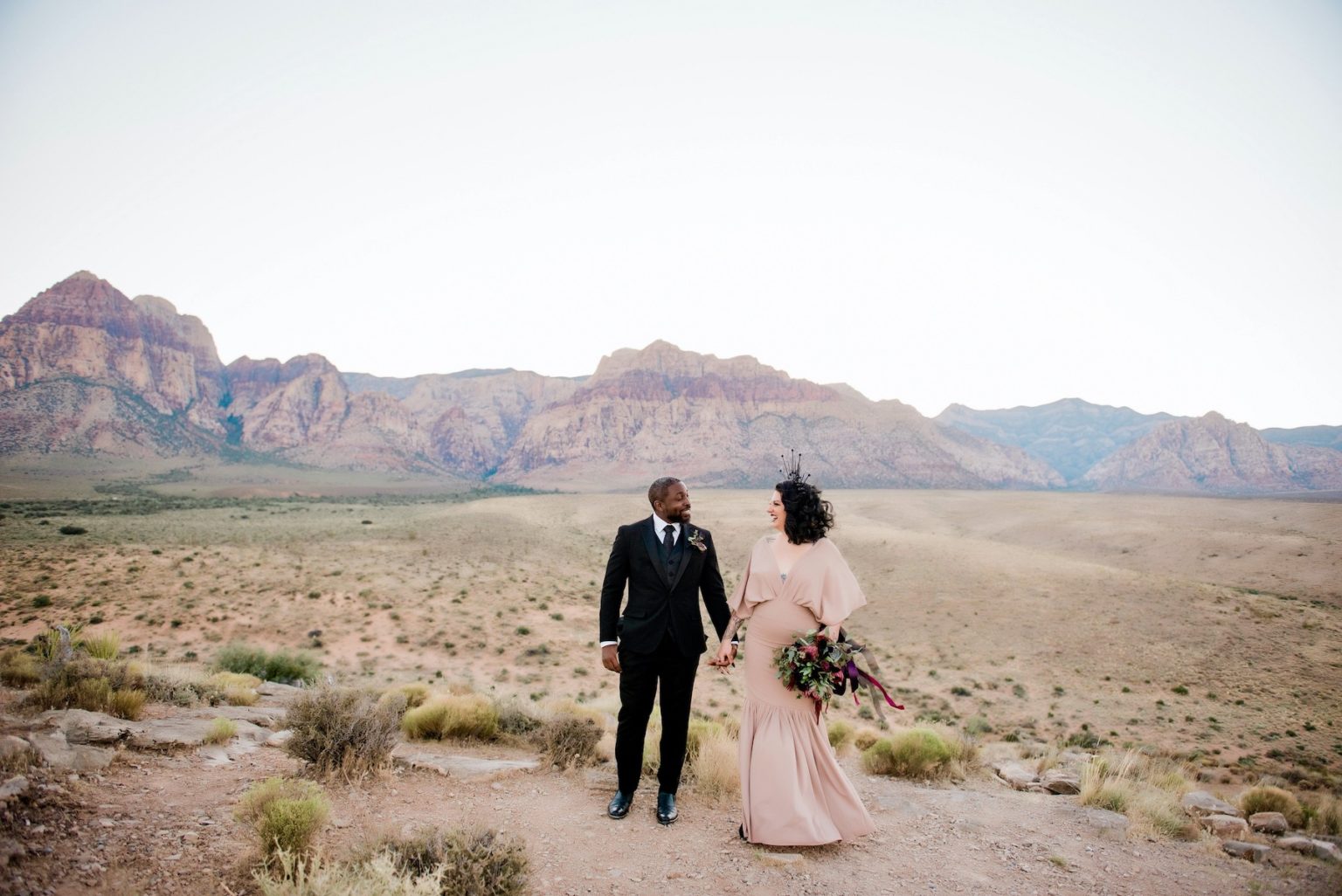 Outdoor Elopement | Red Rock Canyon | Emma + Terence | Deco Weddings